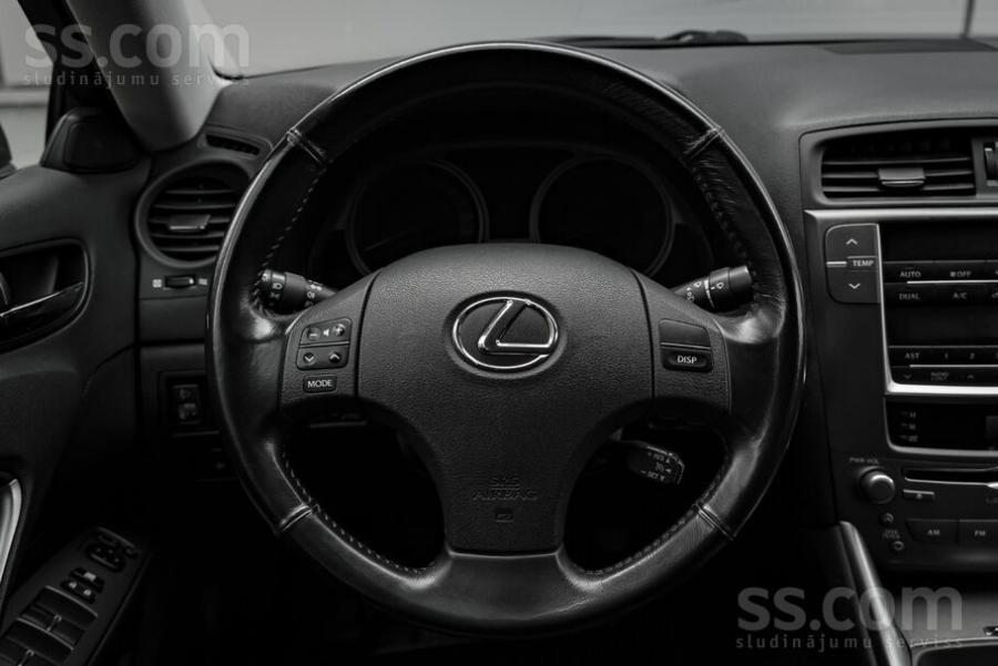 Melns Lexus IS 2010 Rīga, ar dzinēja tilpumu 2.20 L un nobraukumu 237 tūkst. km par 4990 €, foto 20 vietnē AUTOMOTO.COM.LV
