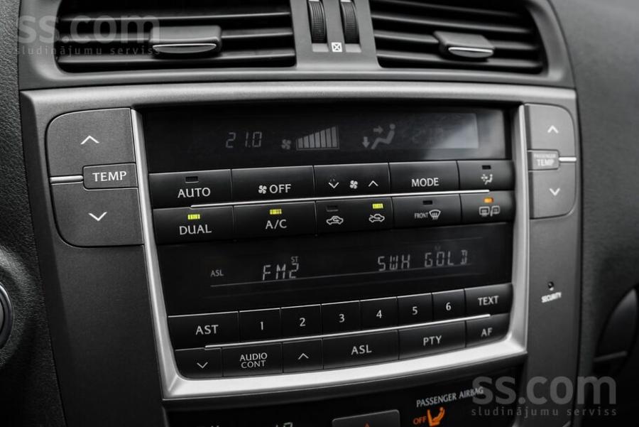 Melns Lexus IS 2010 Rīga, ar dzinēja tilpumu 2.20 L un nobraukumu 237 tūkst. km par 4990 €, foto 27 vietnē AUTOMOTO.COM.LV