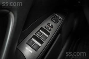 Melns Lexus IS 2010 Rīga, ar dzinēja tilpumu 2.20 L un nobraukumu 237 tūkst. km par 4990 €, foto 28 vietnē AUTOMOTO.COM.LV