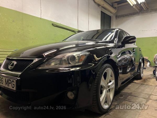 Black Lexus IS 2012 in Tallinn, with an engine capacity of 2.50 L and mileage of 204 thousand km for 9000 €, photo 5 on AUTOMOTO.COM.LV