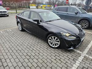 Black Lexus IS 2013 in Riga, with an engine capacity of 2.50 L and mileage of 142 thousand km for 13500 €, photo 7 on AUTOMOTO.COM.LV