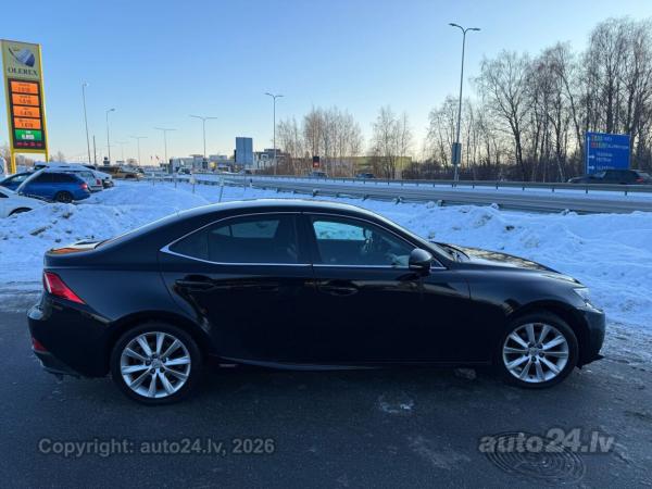 Black Lexus IS 2013 in Tallinn, with an engine capacity of 2.50 L and mileage of 122 thousand km for 13000 €, photo 6 on AUTOMOTO.COM.LV