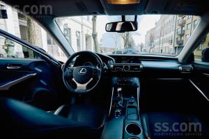 Black Lexus IS 2013 in Riga, with an engine capacity of 2.50 L and mileage of 171 thousand km for 14000 €, photo 11 on AUTOMOTO.COM.LV