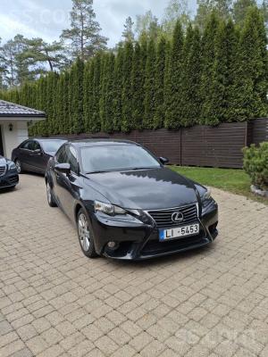 Black Lexus IS 2013 in Riga, with an engine capacity of 2.50 L and mileage of 191 thousand km for 13000 €, photo 3 on AUTOMOTO.COM.LV