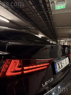 Black Lexus IS 2013 in Riga, with an engine capacity of 2.50 L and mileage of 170 thousand km for 15000 €, photo 5 on AUTOMOTO.COM.LV