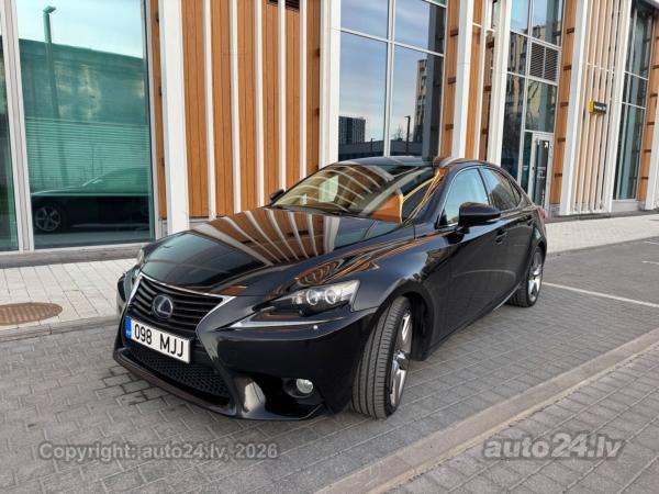 Melns Lexus IS 2014 Tallina, ar dzinēja tilpumu 2.50 L un nobraukumu 145 tūkst. km par 14900 €, foto 1 vietnē AUTOMOTO.COM.LV