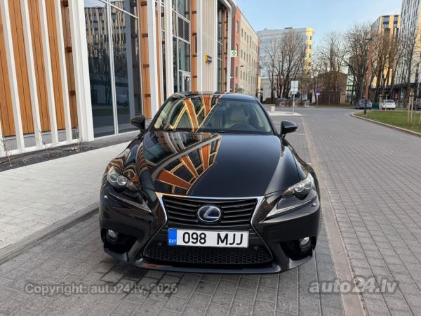 Melns Lexus IS 2014 Tallina, ar dzinēja tilpumu 2.50 L un nobraukumu 145 tūkst. km par 14900 €, foto 2 vietnē AUTOMOTO.COM.LV