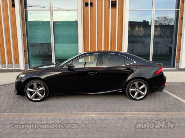 Melns Lexus IS 2014 Tallina, ar dzinēja tilpumu 2.50 L un nobraukumu 145 tūkst. km par 14900 €, foto 6 vietnē AUTOMOTO.COM.LV