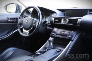 Black Lexus IS 2014 in Riga, with an engine capacity of 2.50 L and mileage of 267 thousand km for 12495 €, photo 12 on AUTOMOTO.COM.LV