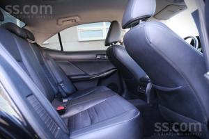 Black Lexus IS 2014 in Riga, with an engine capacity of 2.50 L and mileage of 267 thousand km for 12495 €, photo 16 on AUTOMOTO.COM.LV