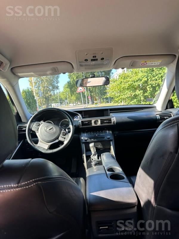 Melns Lexus IS 2014 Rīga, ar dzinēja tilpumu 2.50 L un nobraukumu 217 tūkst. km par 12000 €, foto 4 vietnē AUTOMOTO.COM.LV
