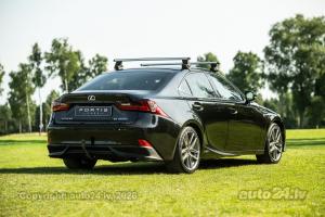 Melns Lexus IS 2014 Tallina, ar dzinēja tilpumu 2.50 L un nobraukumu 140 tūkst. km par 19900 €, foto 5 vietnē AUTOMOTO.COM.LV