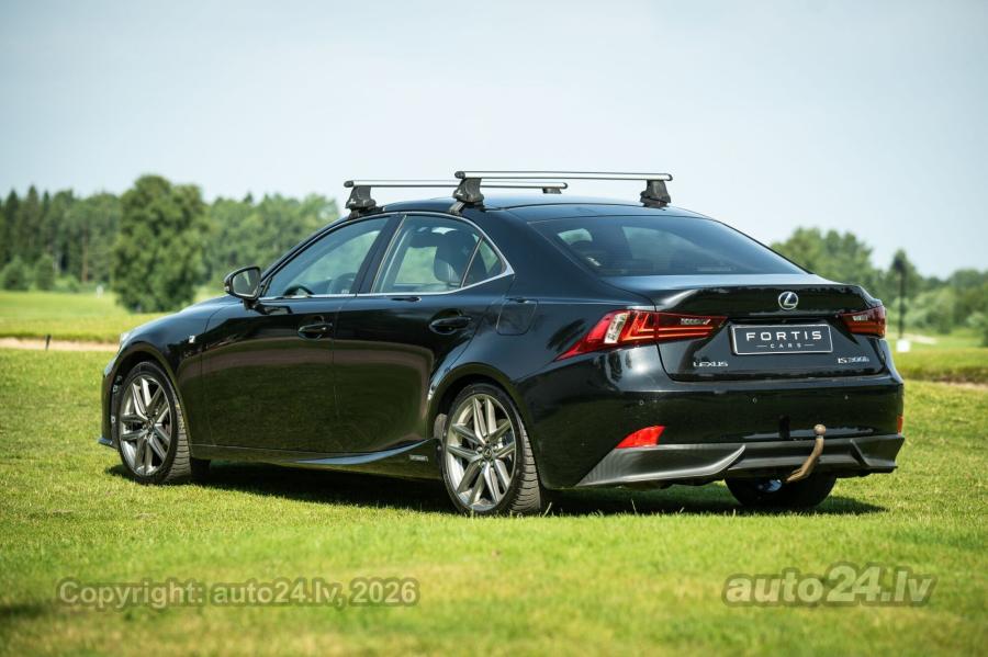 Melns Lexus IS 2014 Tallina, ar dzinēja tilpumu 2.50 L un nobraukumu 140 tūkst. km par 19900 €, foto 7 vietnē AUTOMOTO.COM.LV