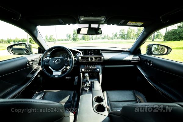 Melns Lexus IS 2014 Tallina, ar dzinēja tilpumu 2.50 L un nobraukumu 140 tūkst. km par 19900 €, foto 10 vietnē AUTOMOTO.COM.LV