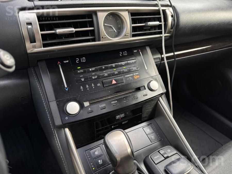 Melns Lexus IS 2014 Rīga, ar dzinēja tilpumu 2.50 L un nobraukumu 230 tūkst. km par 14500 €, foto 16 vietnē AUTOMOTO.COM.LV