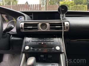 Black Lexus IS 2014 in Riga, with an engine capacity of 2.50 L and mileage of 231 thousand km for 12000 €, photo 16 on AUTOMOTO.COM.LV