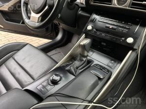 Black Lexus IS 2014 in Riga, with an engine capacity of 2.50 L and mileage of 231 thousand km for 12000 €, photo 19 on AUTOMOTO.COM.LV