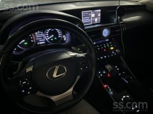 Black Lexus IS 2014 in Riga, with an engine capacity of 2.50 L and mileage of 231 thousand km for 12000 €, photo 20 on AUTOMOTO.COM.LV