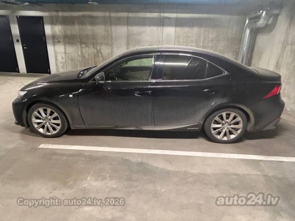 Melns Lexus IS 2015 Tallina, ar dzinēja tilpumu 2.50 L un nobraukumu 108 tūkst. km par 16500 €, foto 2 vietnē AUTOMOTO.COM.LV