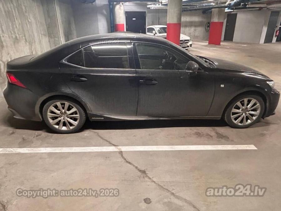 Melns Lexus IS 2015 Tallina, ar dzinēja tilpumu 2.50 L un nobraukumu 108 tūkst. km par 16500 €, foto 3 vietnē AUTOMOTO.COM.LV