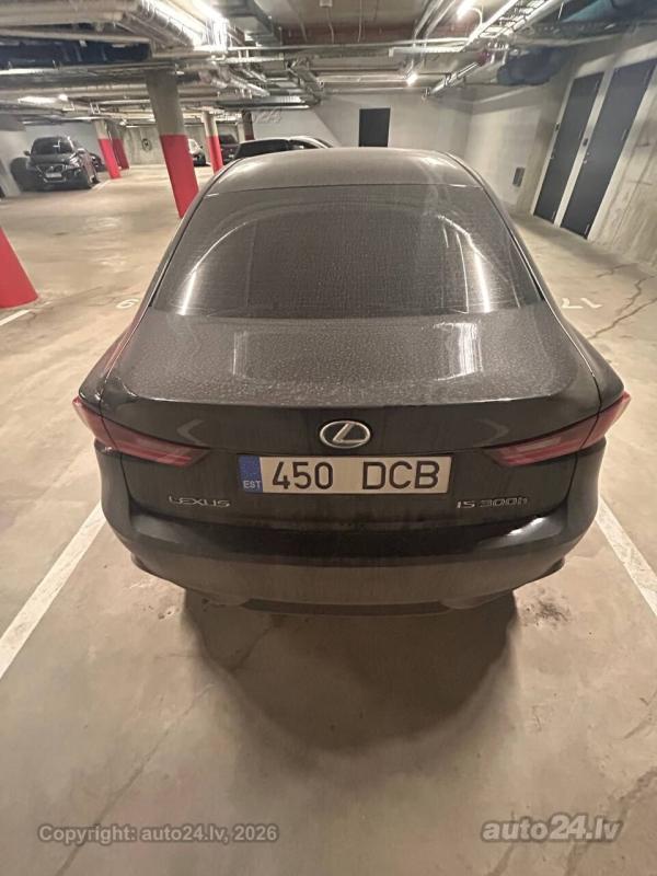 Melns Lexus IS 2015 Tallina, ar dzinēja tilpumu 2.50 L un nobraukumu 108 tūkst. km par 16500 €, foto 4 vietnē AUTOMOTO.COM.LV