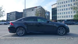 Black Lexus IS 2015 in Tallinn, with an engine capacity of 2.50 L and mileage of 152 thousand km for 16499 €, photo 5 on AUTOMOTO.COM.LV