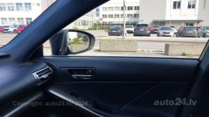 Black Lexus IS 2015 in Tallinn, with an engine capacity of 2.50 L and mileage of 152 thousand km for 16499 €, photo 18 on AUTOMOTO.COM.LV