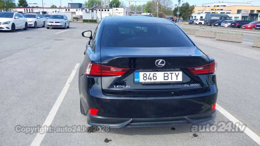 Black Lexus IS 2015 in Tallinn, with an engine capacity of 2.50 L and mileage of 152 thousand km for 16499 €, photo 19 on AUTOMOTO.COM.LV