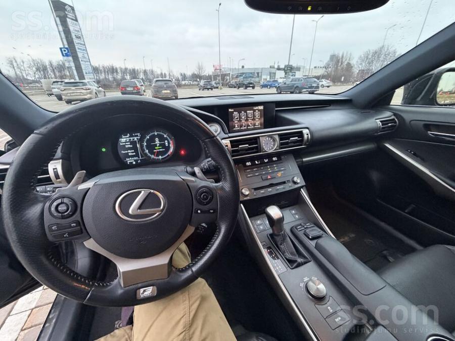 Melns Lexus IS 2015 Rīga, ar dzinēja tilpumu 2.50 L un nobraukumu 136 tūkst. km par 16000 €, foto 11 vietnē AUTOMOTO.COM.LV
