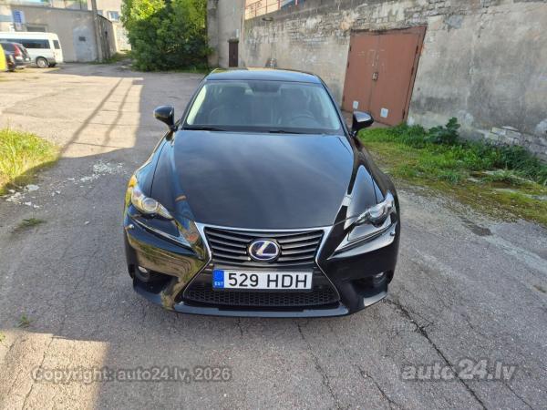 Melns Lexus IS 2016 Tallina, ar dzinēja tilpumu 2.50 L un nobraukumu 140 tūkst. km par 16000 €, foto 2 vietnē AUTOMOTO.COM.LV
