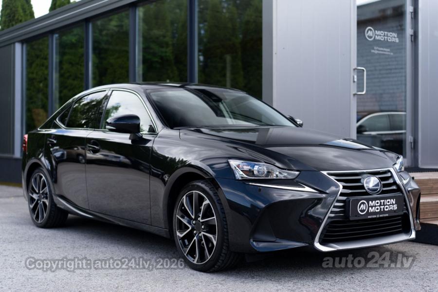 Black Lexus IS 2017 in Tallinn, with an engine capacity of 2.50 L and mileage of 174 thousand km for 17900 €, photo 1 on AUTOMOTO.COM.LV
