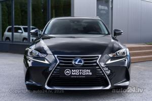 Black Lexus IS 2017 in Tallinn, with an engine capacity of 2.50 L and mileage of 174 thousand km for 17900 €, photo 4 on AUTOMOTO.COM.LV