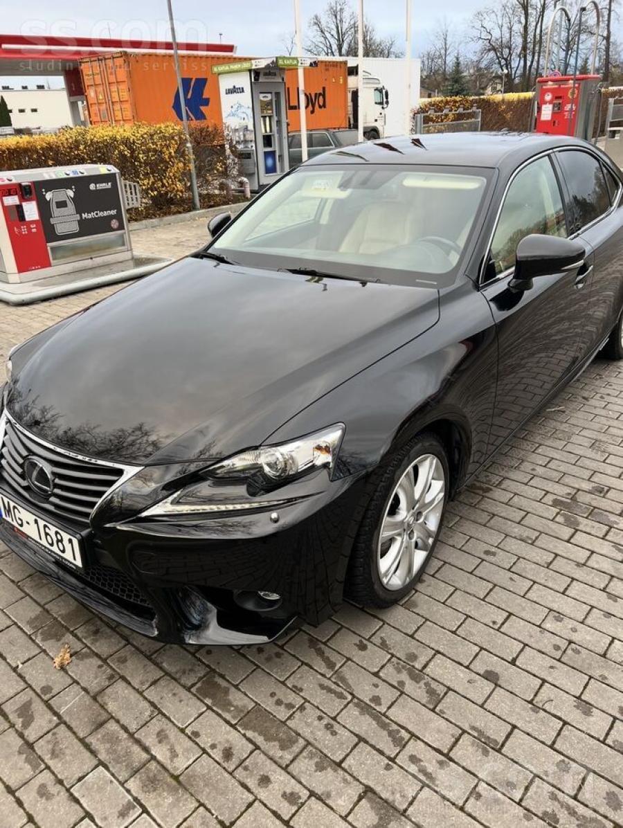 Melns Lexus IS 2017 Jelgava, ar dzinēja tilpumu 2.50 L un nobraukumu 130 tūkst. km par 20900 €, foto 7 vietnē AUTOMOTO.COM.LV