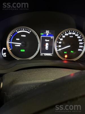 Melns Lexus IS 2017 Jelgava, ar dzinēja tilpumu 2.50 L un nobraukumu 130 tūkst. km par 20900 €, foto 9 vietnē AUTOMOTO.COM.LV