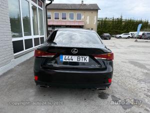 Black Lexus IS 2018 in Rapla, with an engine capacity of 2.00 L and mileage of 120 thousand km for 20990 €, photo 4 on AUTOMOTO.COM.LV