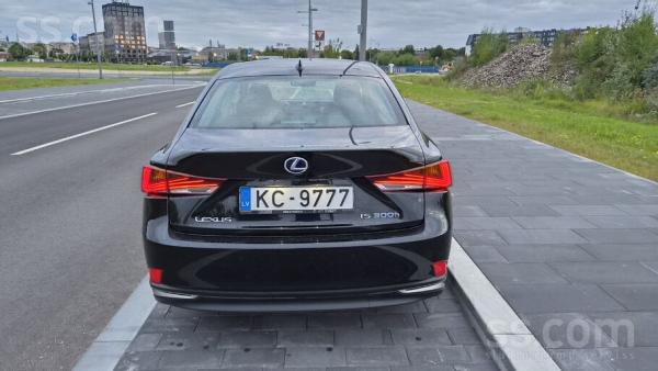Melns Lexus IS 2019 Rīga, ar dzinēja tilpumu 2.50 L un nobraukumu 80 tūkst. km par 26500 €, foto 4 vietnē AUTOMOTO.COM.LV