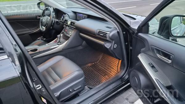 Melns Lexus IS 2019 Rīga, ar dzinēja tilpumu 2.50 L un nobraukumu 80 tūkst. km par 26500 €, foto 9 vietnē AUTOMOTO.COM.LV
