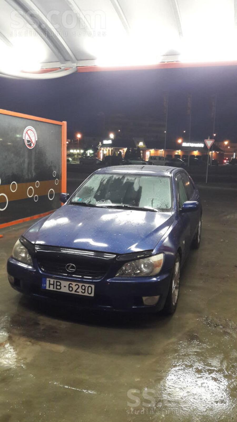 Blue Lexus IS 1999 in Riga, with an engine capacity of 2.00 L and mileage of 359 thousand km for 700 €, photo 3 on AUTOMOTO.COM.LV