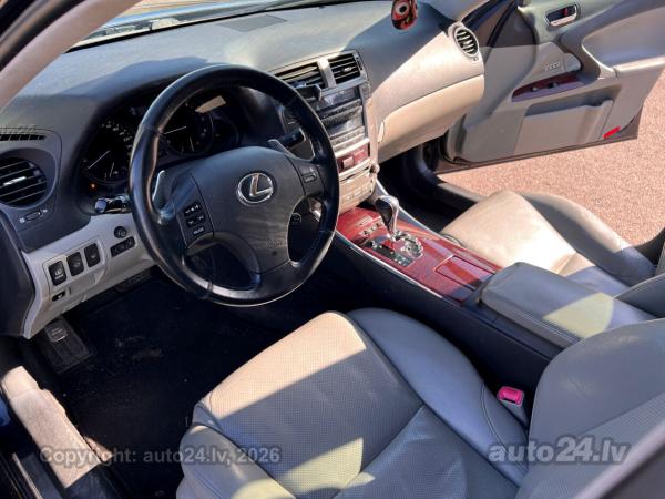Zils Lexus IS 2006 Viljandi, ar dzinēja tilpumu 2.50 L un nobraukumu 415 tūkst. km par 3000 €, foto 4 vietnē AUTOMOTO.COM.LV