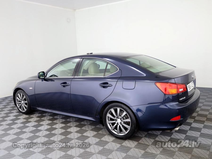 Zils Lexus IS 2006 Tallina, ar dzinēja tilpumu 2.50 L un nobraukumu 162 tūkst. km par 4499 €, foto 5 vietnē AUTOMOTO.COM.LV