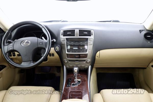 Blue Lexus IS 2006 in Tallinn, with an engine capacity of 2.50 L and mileage of 162 thousand km for 4499 €, photo 5 on AUTOMOTO.COM.LV