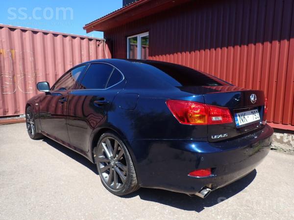 Blue Lexus IS 2006 in Liepaja, with an engine capacity of 2.50 L and mileage of 235 thousand km for 4450 €, photo 3 on AUTOMOTO.COM.LV