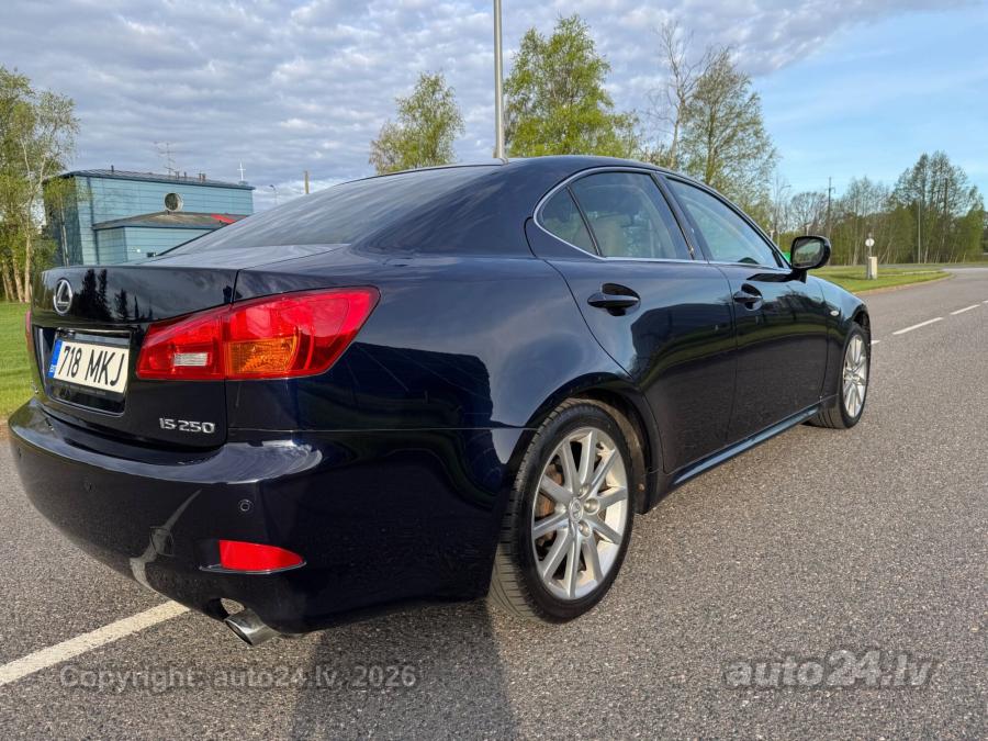 Blue Lexus IS 2007 in Tallinn, with an engine capacity of 2.50 L and mileage of 238 thousand km for 4900 €, photo 6 on AUTOMOTO.COM.LV