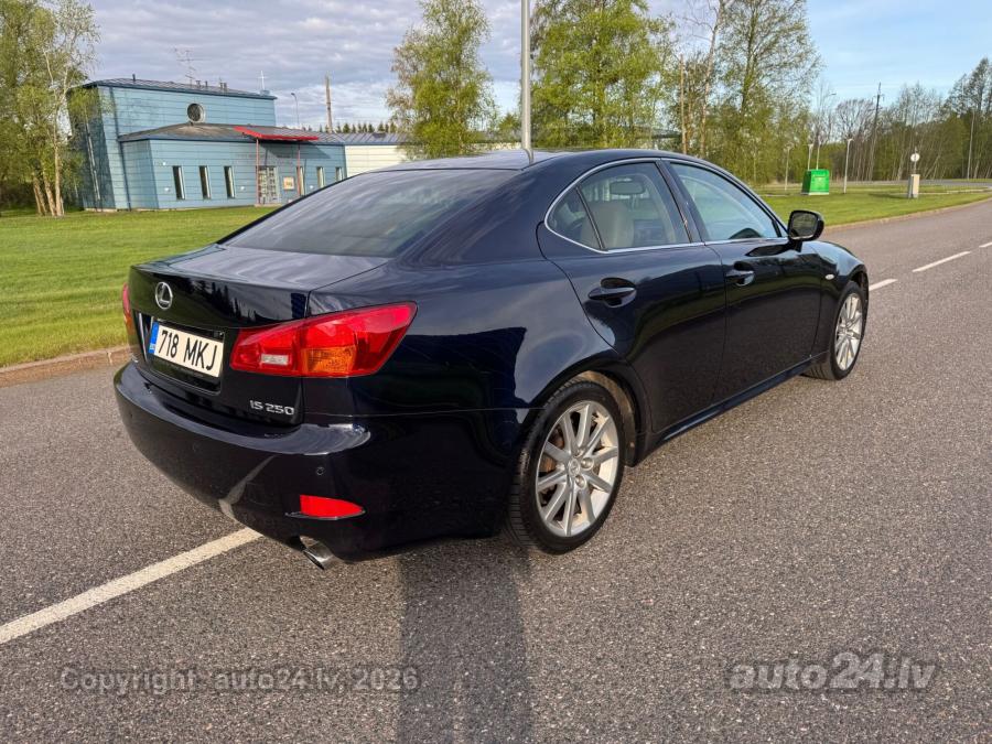Blue Lexus IS 2007 in Tallinn, with an engine capacity of 2.50 L and mileage of 238 thousand km for 4900 €, photo 7 on AUTOMOTO.COM.LV