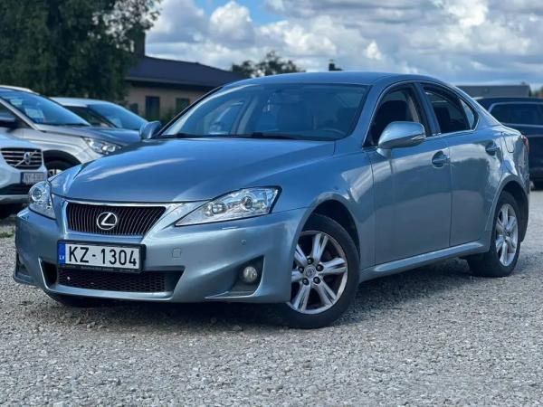 Blue Lexus IS 2007 in Jelgava, with an engine capacity of 2.20 L and mileage of 225 thousand km for 2300 €, photo 1 on AUTOMOTO.COM.LV