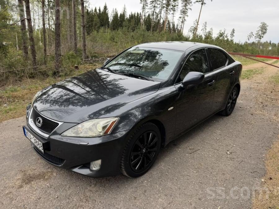 Blue Lexus IS 2007 in Riga, with an engine capacity of 2.20 L and mileage of 200 thousand km for 4500 €, photo 1 on AUTOMOTO.COM.LV