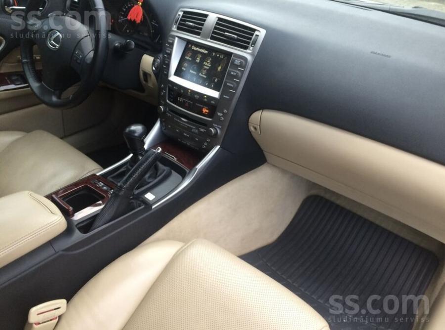 Blue Lexus IS 2007 in Riga, with an engine capacity of 2.20 L and mileage of 200 thousand km for 4500 €, photo 6 on AUTOMOTO.COM.LV