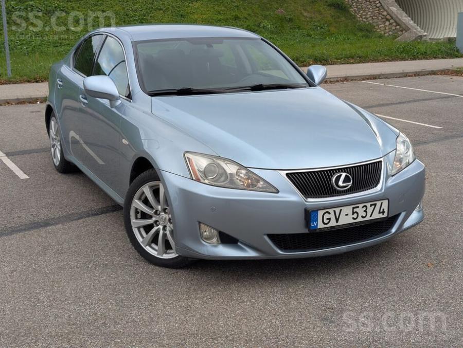 Blue Lexus IS 2007 in Daugavpils, with an engine capacity of 2.50 L and mileage of 169 thousand km for 3900 €, photo 3 on AUTOMOTO.COM.LV