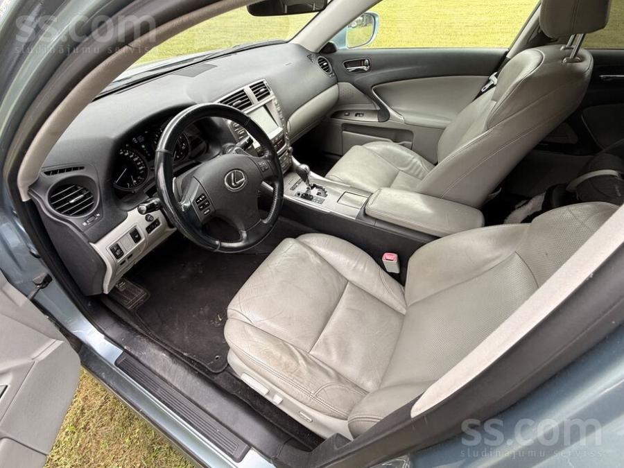 Blue Lexus IS 2008 in Jurmala, with an engine capacity of 2.50 L and mileage of 223 thousand km for 3500 €, photo 7 on AUTOMOTO.COM.LV