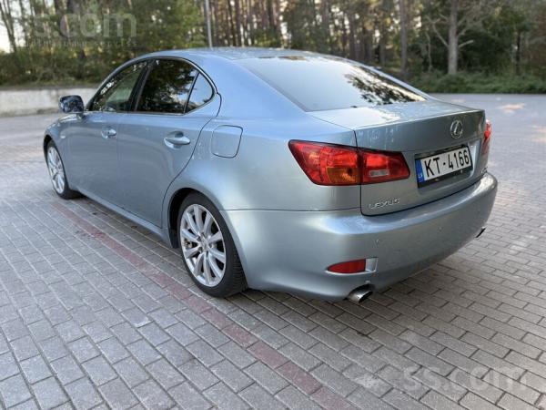 Blue Lexus IS 2008 in Jurmala, with an engine capacity of 2.50 L and mileage of 223 thousand km for 3700 €, photo 5 on AUTOMOTO.COM.LV